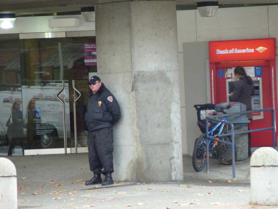 Bellingham Bank of America hires security guard